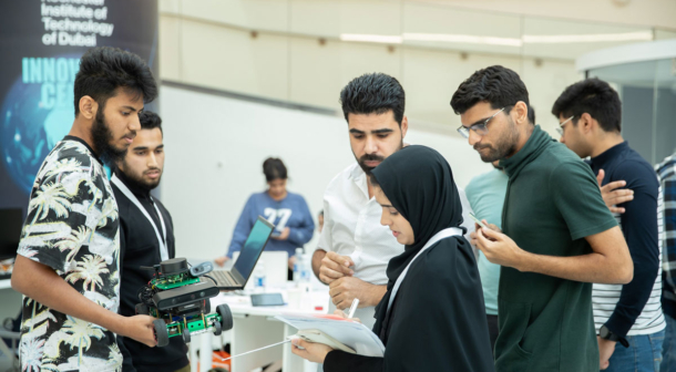 Hamdan bin Mohammed launches Dubai Centre for Artificial Intelligence ...