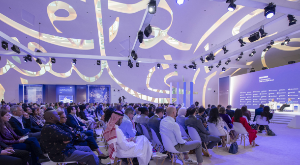 Hamdan bin Mohammed launches Dubai Centre for Artificial Intelligence ...